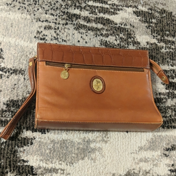 Braciano | Bags | Vintage Braciano Xl Wrislet | Poshmark